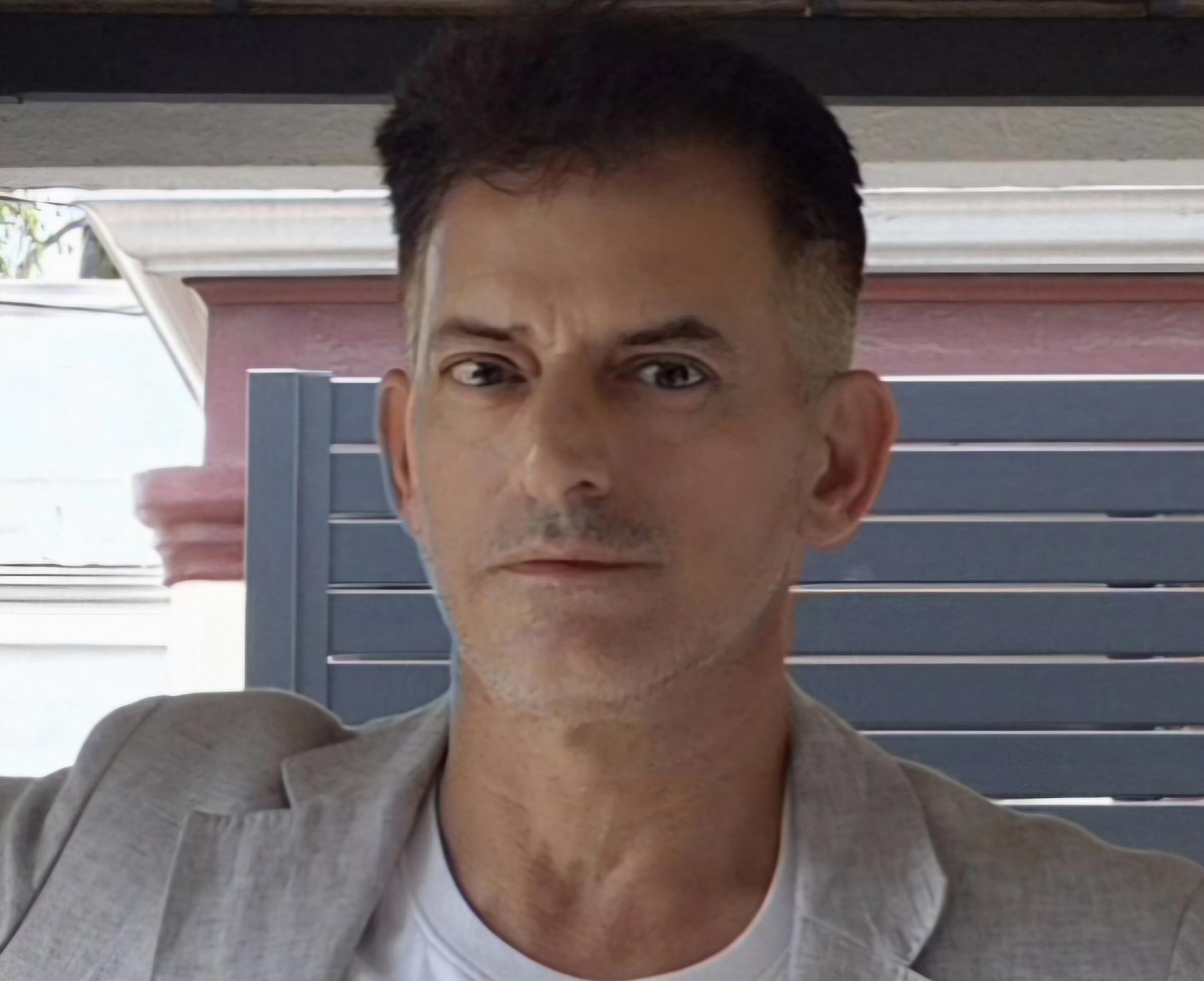 Julian Gimple - Counsellor - Perth WA 6000 | HealthShare