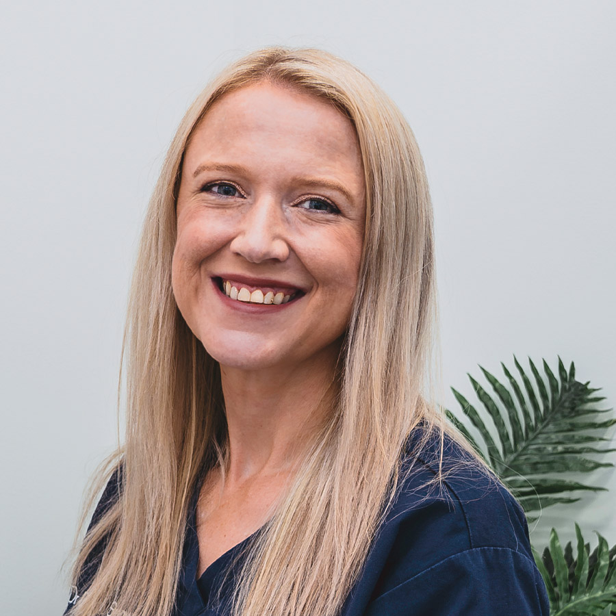 Dr Emily Snow - Dentist - Carseldine QLD 4034 | HealthShare