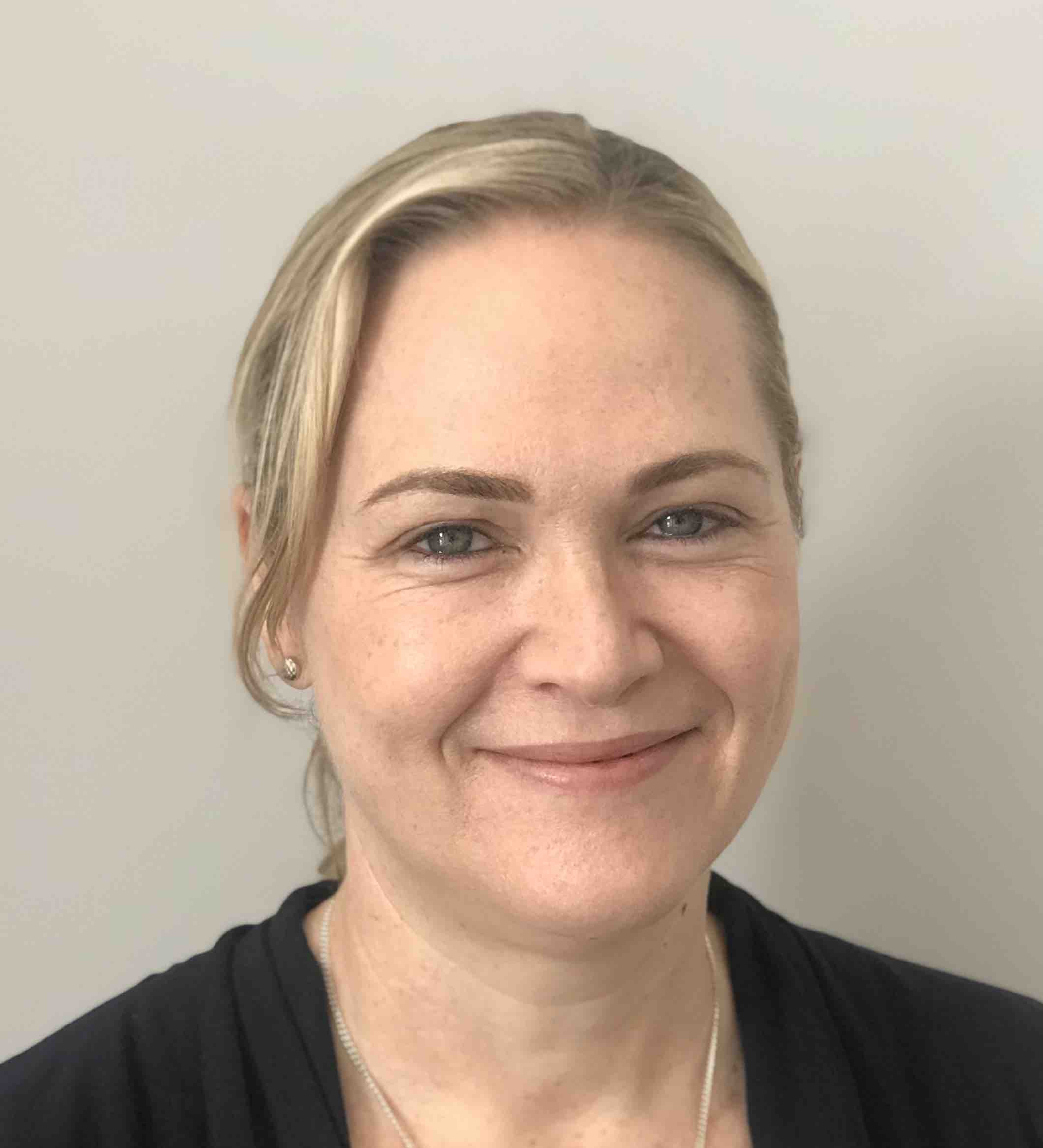 Amanda Hall's Instagram, Twitter & Facebook on IDCrawl