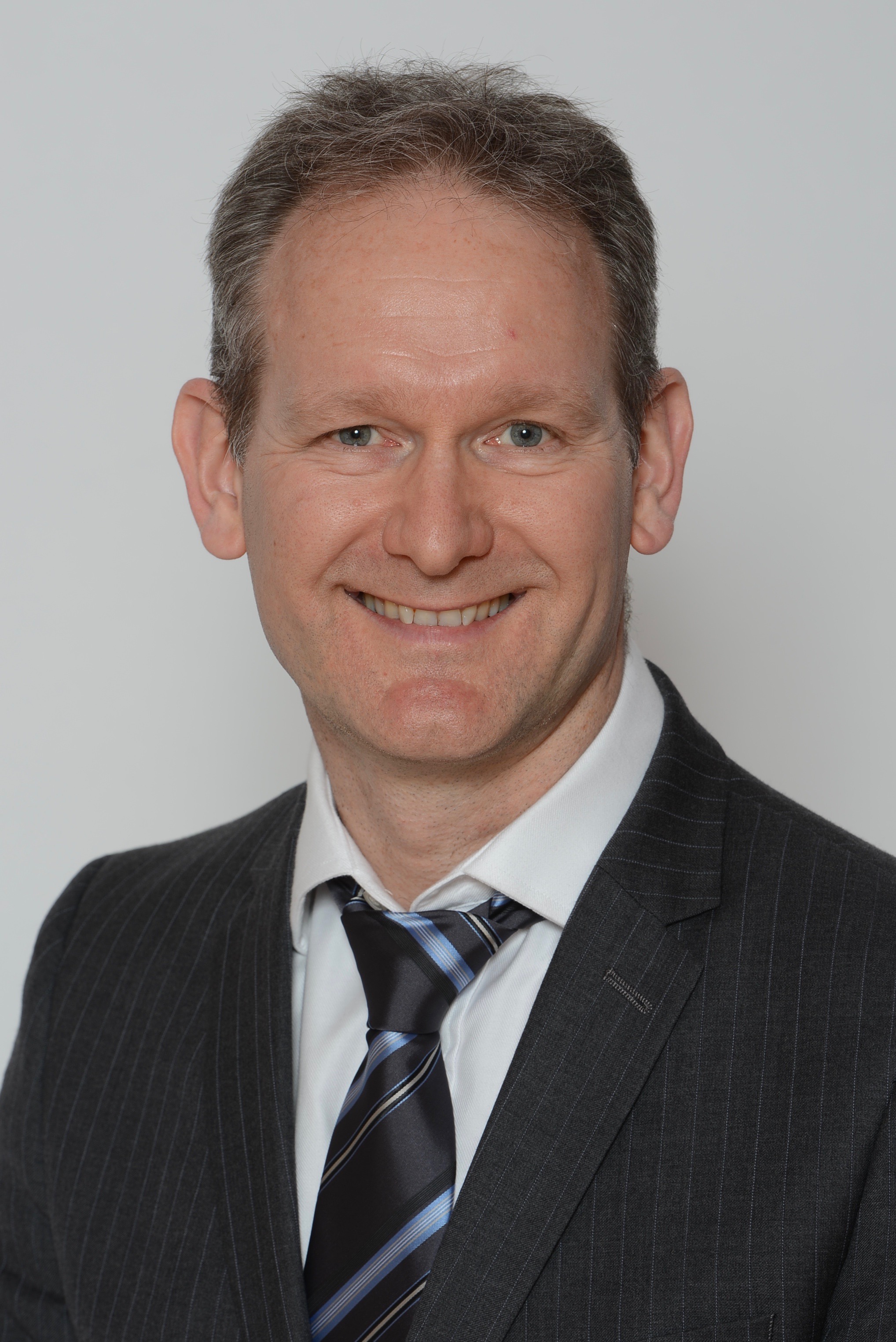 Dr Paul Thornton-Bott - Orthopaedic Surgeon - Woolloomooloo | HealthShare