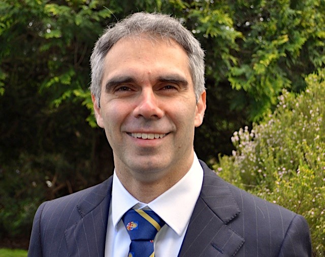 Mr Kosta Calligeros - Orthopaedic Surgeon - Frankston | HealthShare