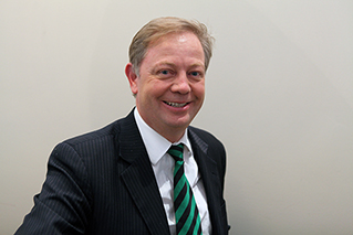 Dr David Ross - Plastic Surgeon - Brighton | HealthShare