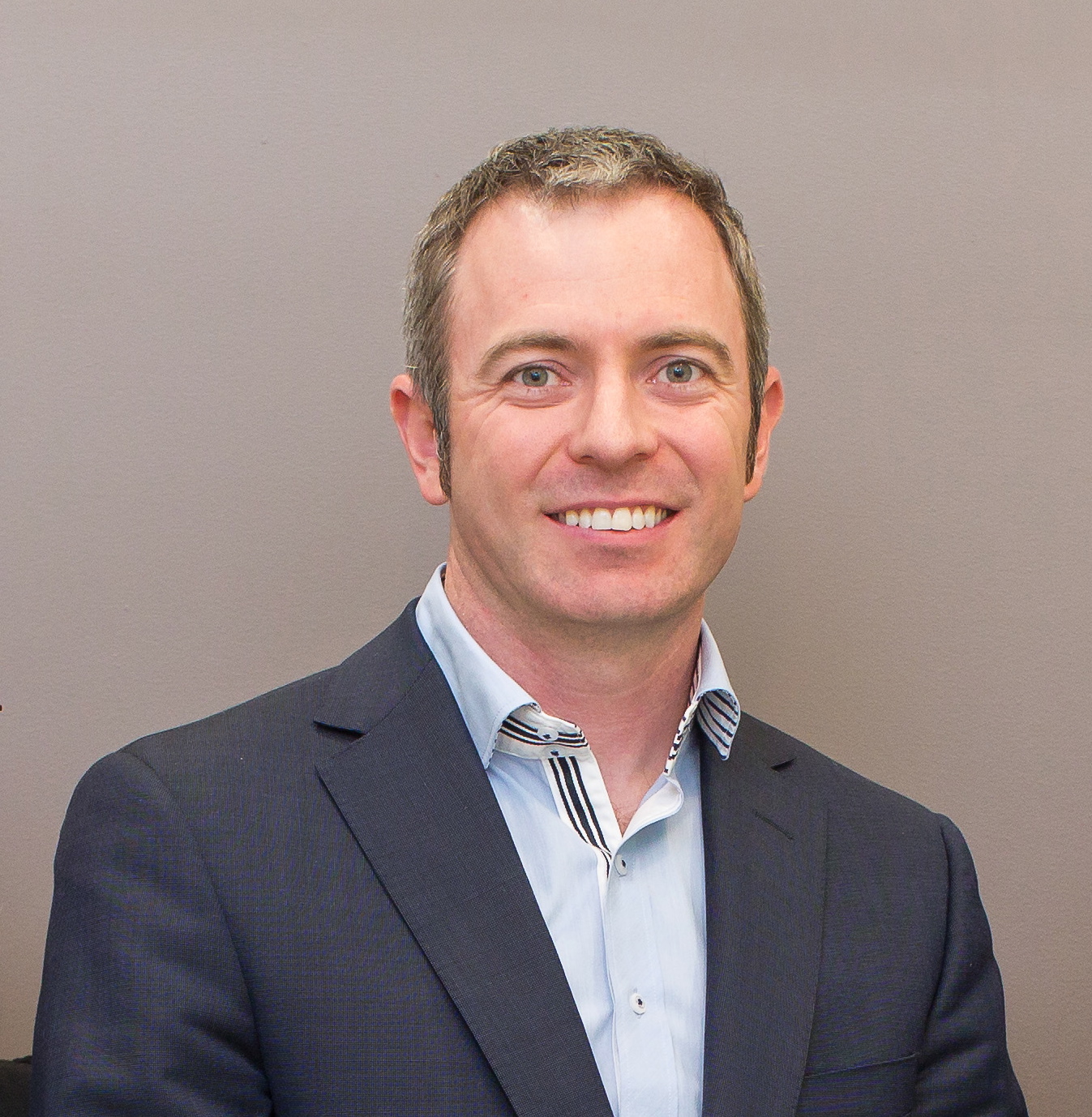 Dr Roger Woods - Plastic Surgeon - Dulwich | HealthShare